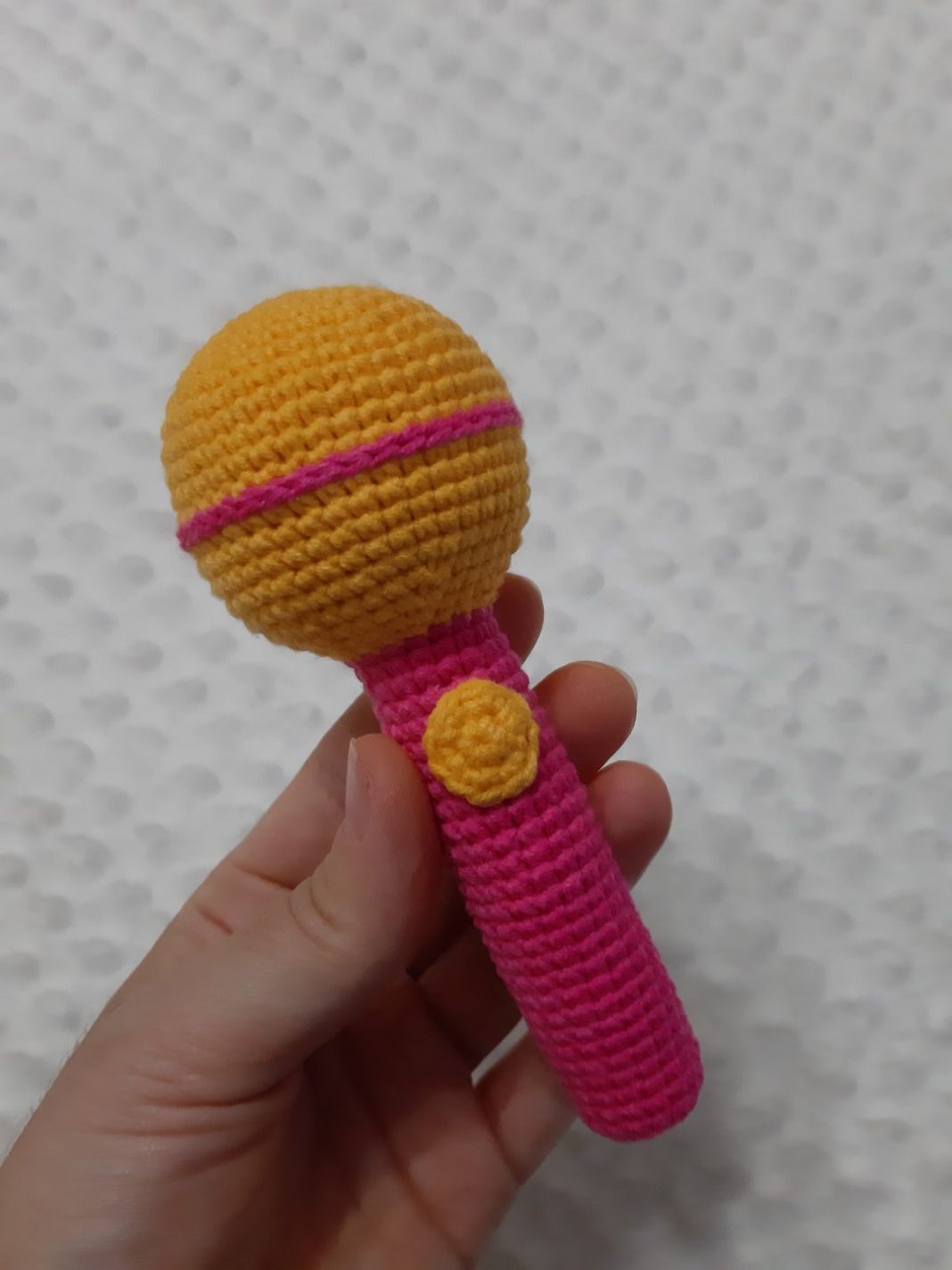 🎤 Hook, Yarn & Sing Along! Craft Your Own Amigurumi Microphone 🧶 – Yarn ...